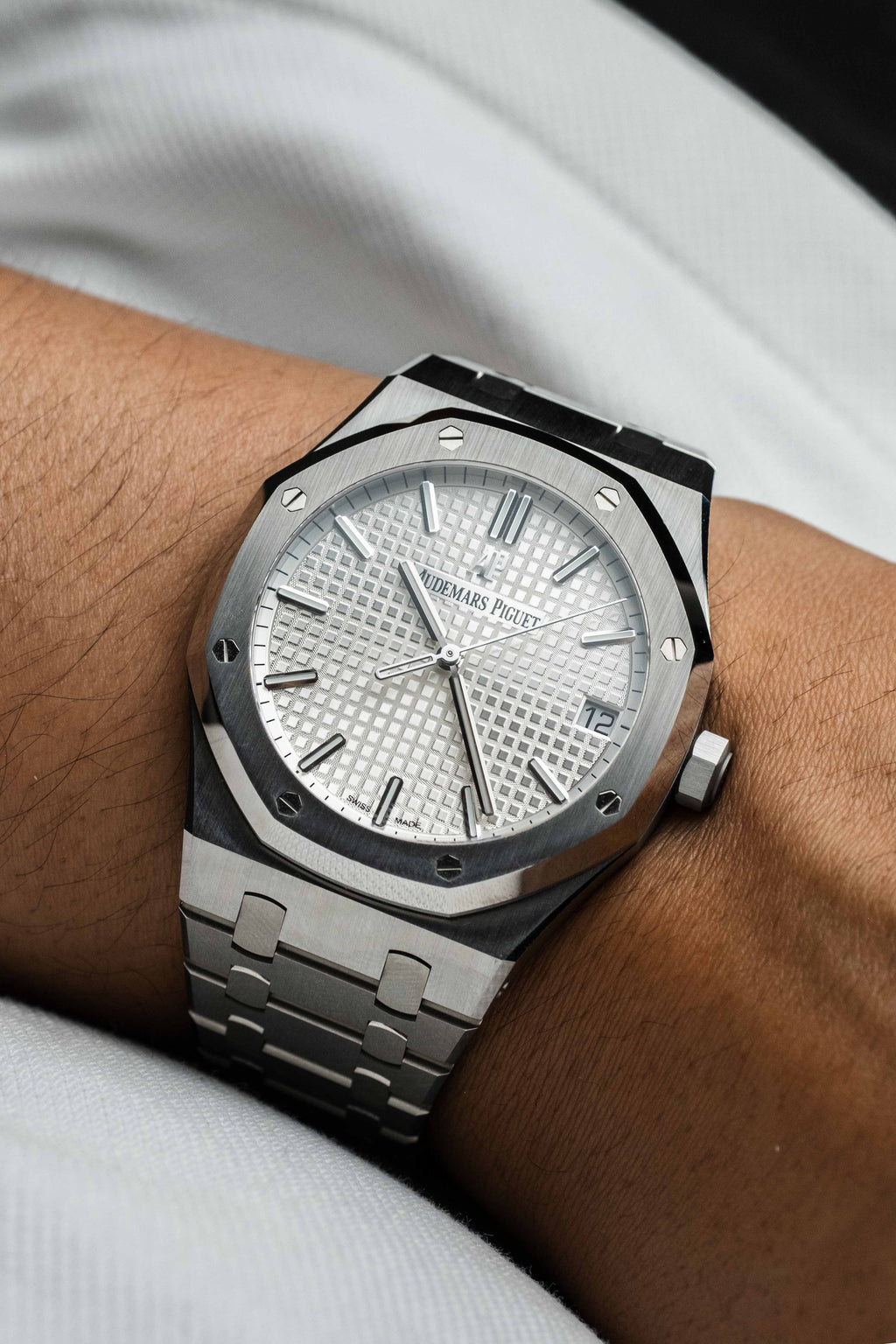 Audemars Piguet Royal Oak 41mm Ref. 15500ST.OO.1220ST.04 'White' Dial 2022 w/ Box & Papers ...